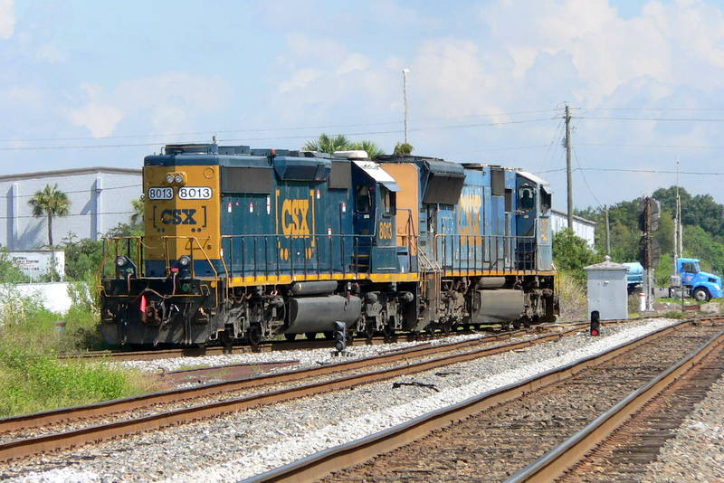 csx 8013